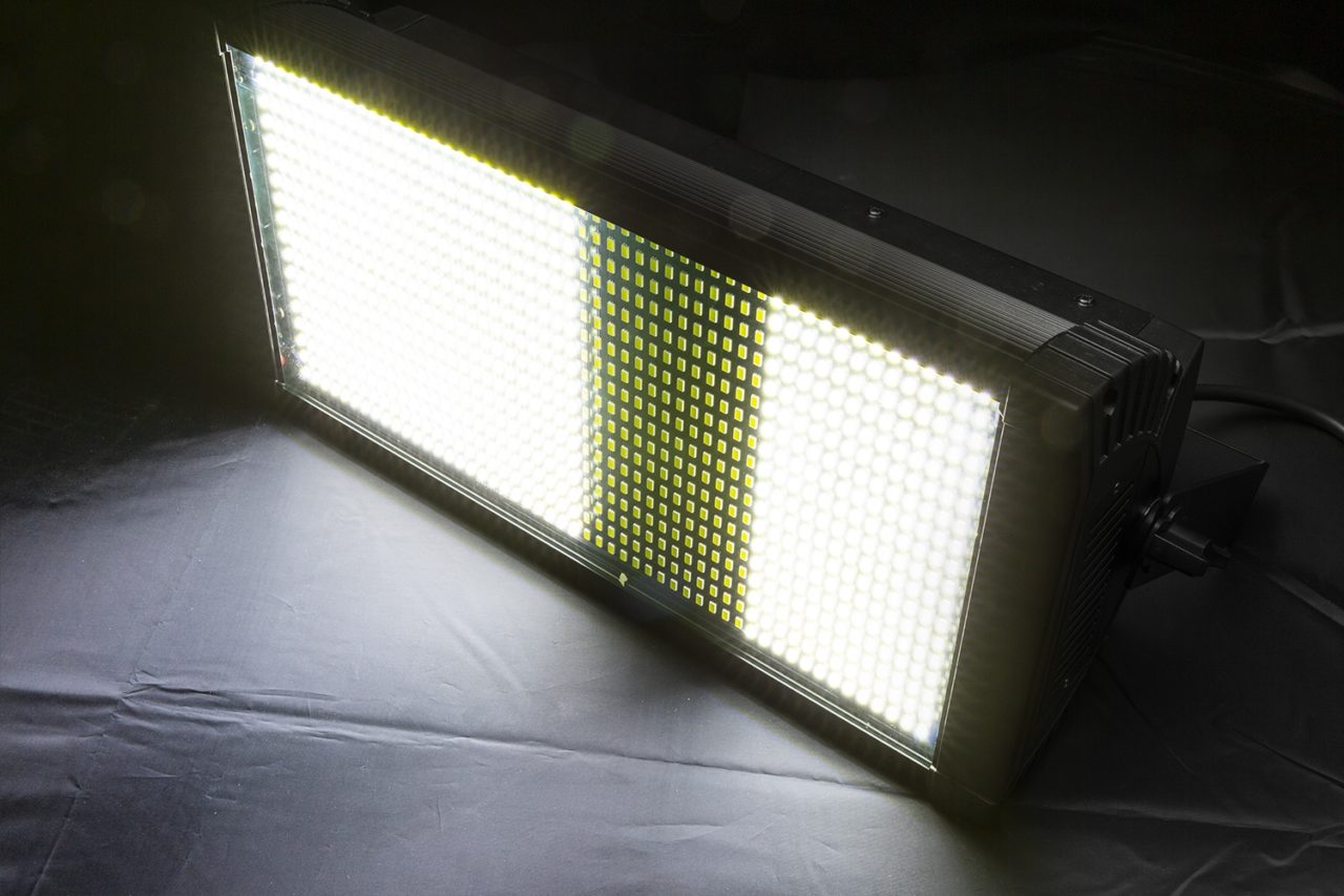 BS1000 Stroboscope LED Cool White - beamZ